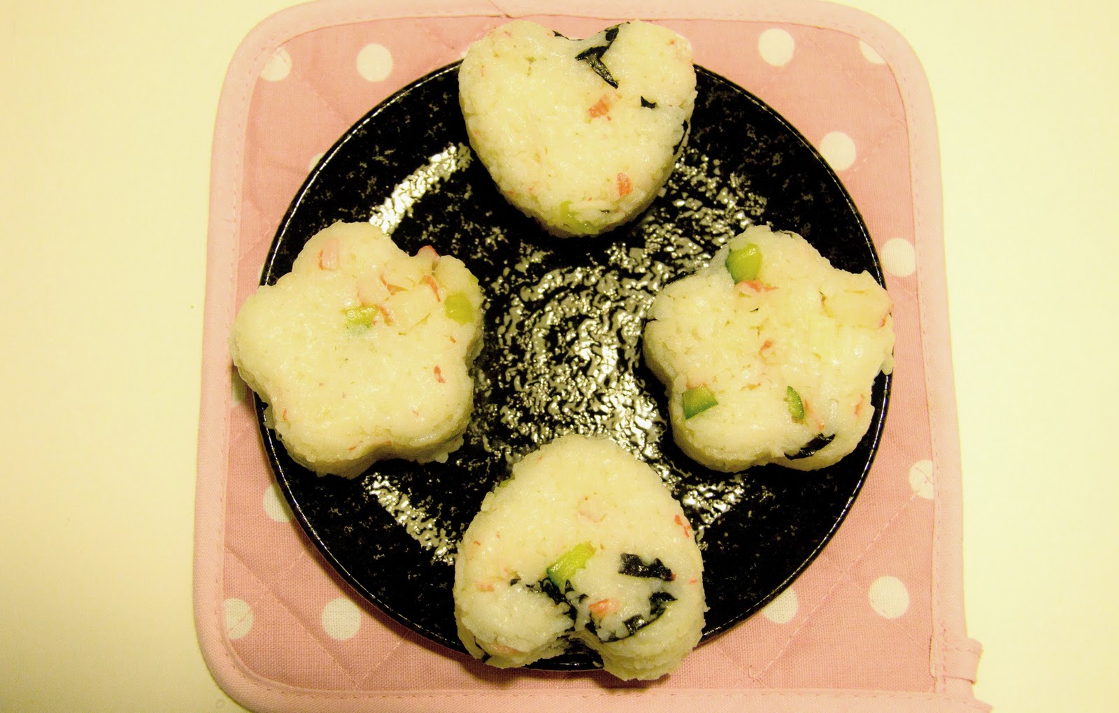 Life is Like a Long Journey: Kani Gunkan + Onigiri