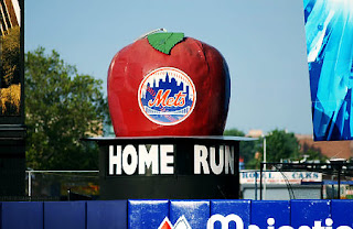 Save The Apple! – The Mets Police