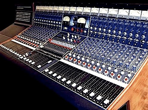balance blog: Neve 1060 Console