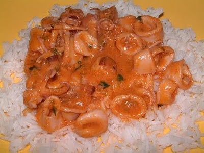 cozinhar sem "esturricar": Potas (lulas) estufadas com arroz e brócolos