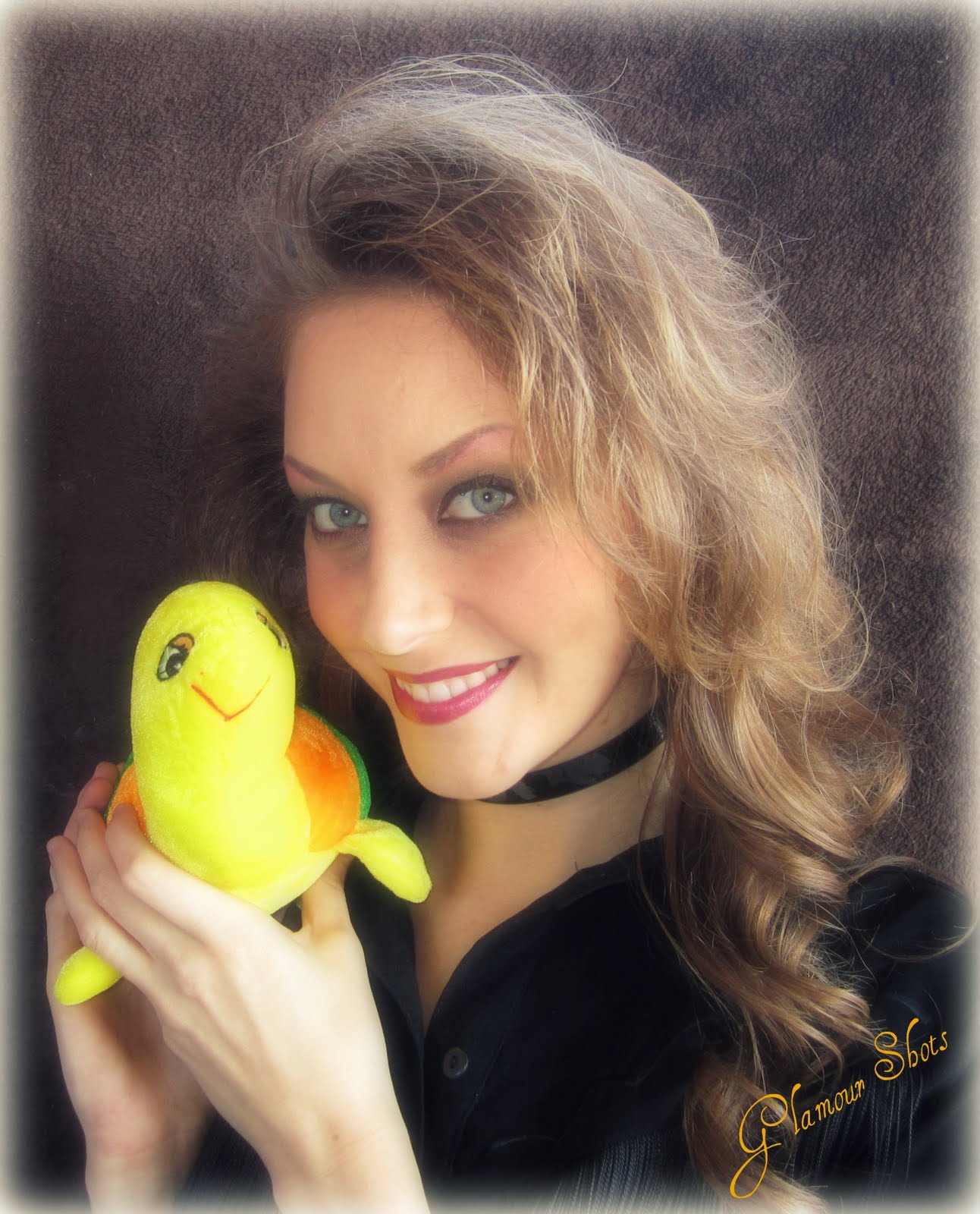 10 Hilarious Glamour Shot Portraits - funny portraits, hilarious shot ...