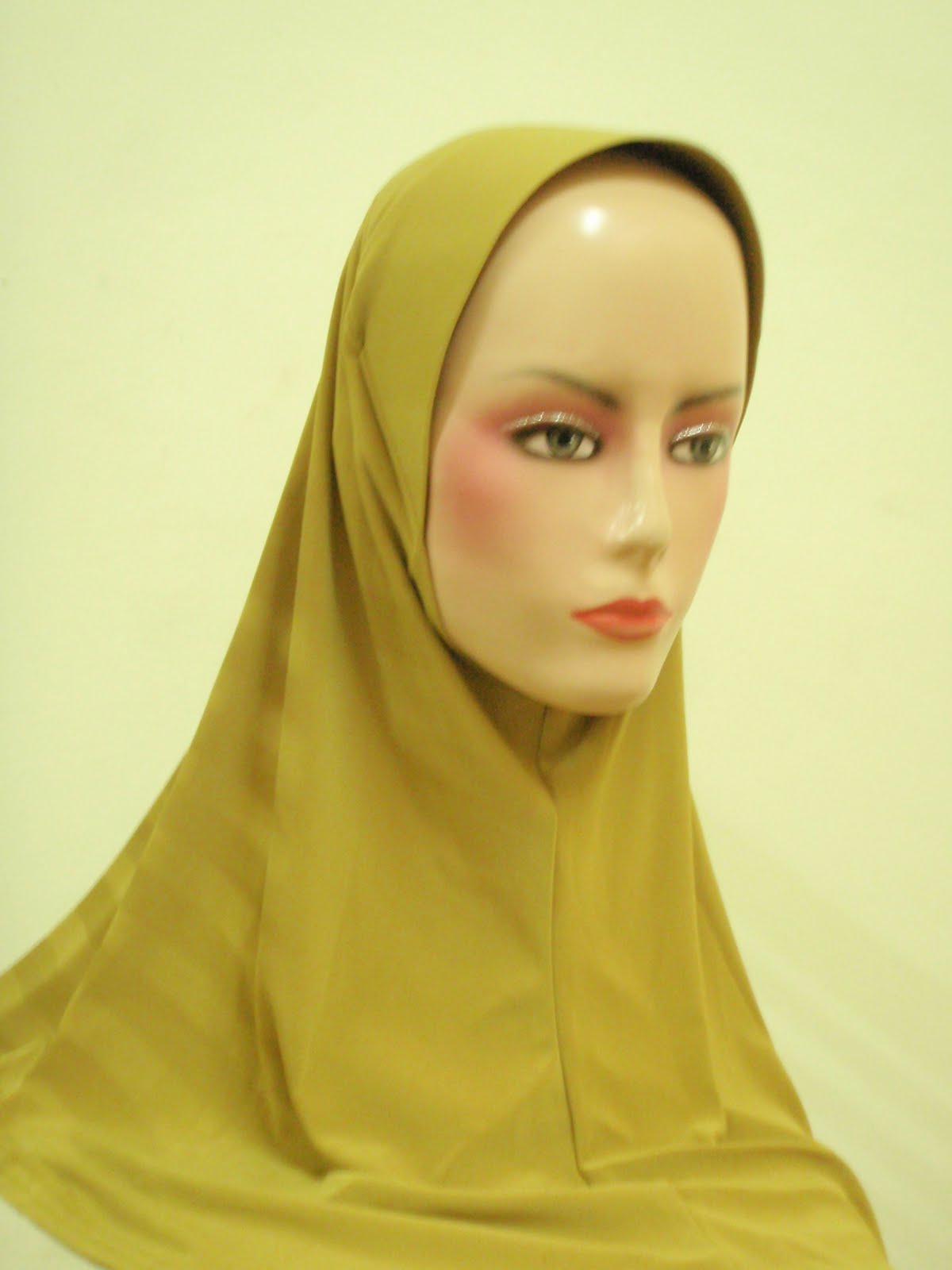 elle.myra: Tudung ala dezahra , kain lycra, RM25