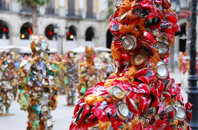 Russ' Photo Journal: Coke Can Statue in Barcelona