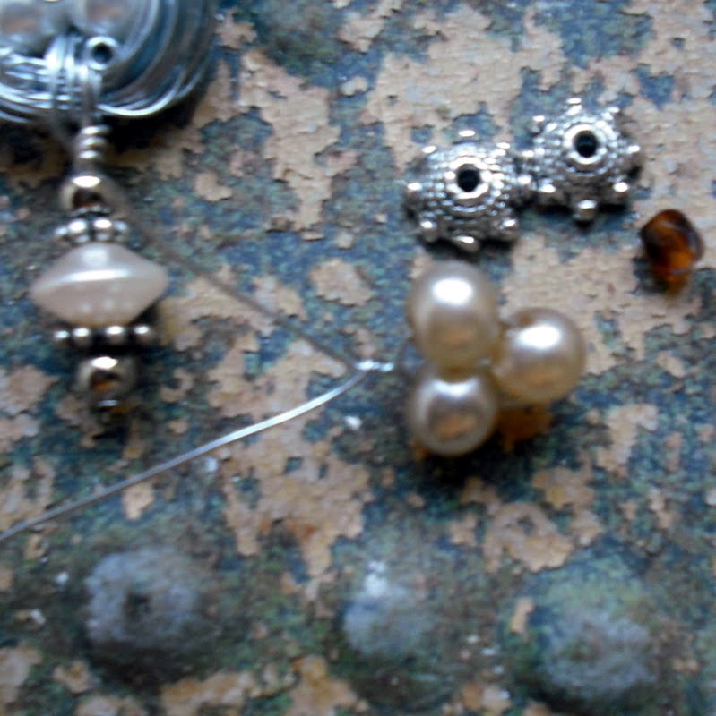 vintagesusie & wings: hand wrapped wire bird nest tutorial