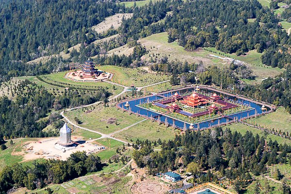 PADMASAMBHAVA: -ODIYAN EN CALIFORNIA