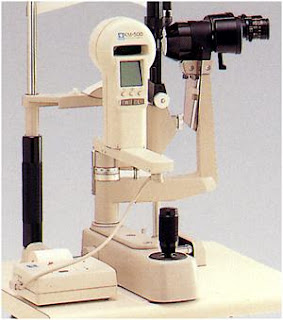 HEALTH CARE: NIDEK - KM-500 Hand-held Keratometer