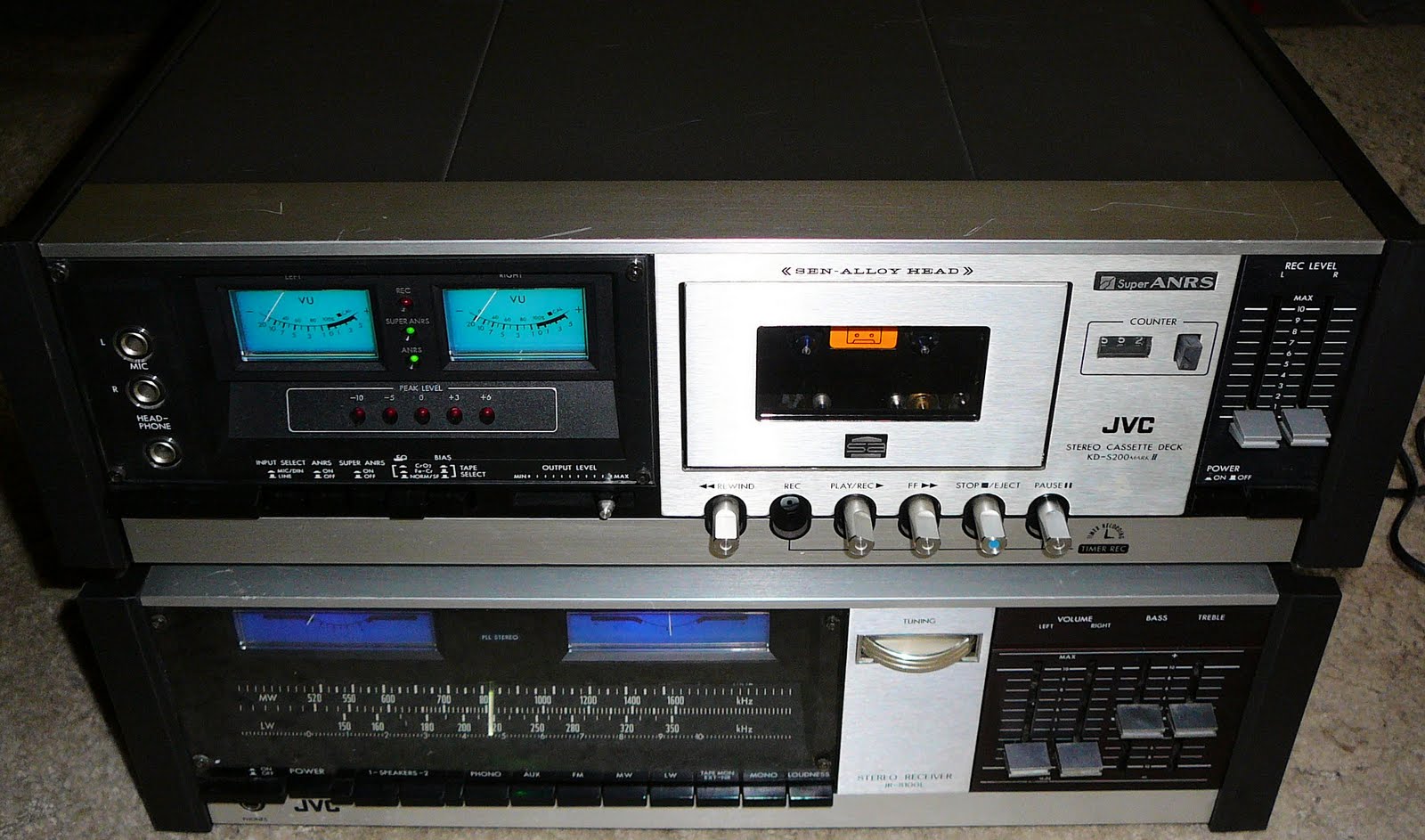 Gooroo blog: 1976-1980 Magnetofon JVC CD-S200 M2