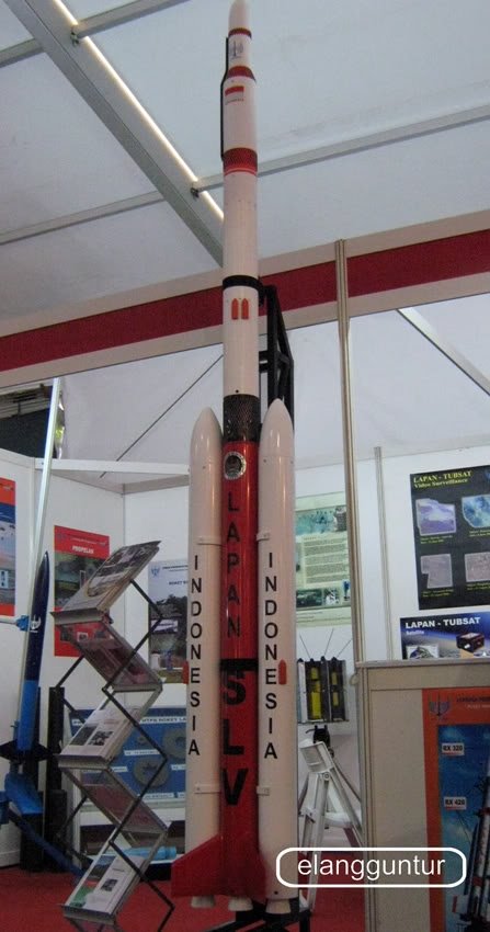 Selain versi RX550, LAPAN juga tengah mengembangkan roket RX450. Roket ...
