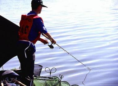 Pescuit Sportiv si Tehnici de Pescuit ~ Pescuit sportiv, pescuit amator