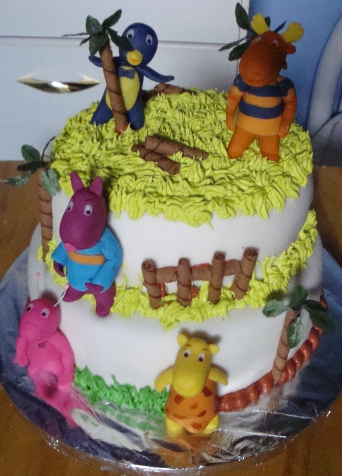 Mema Bolos Decorados: Bolo Backyardigans