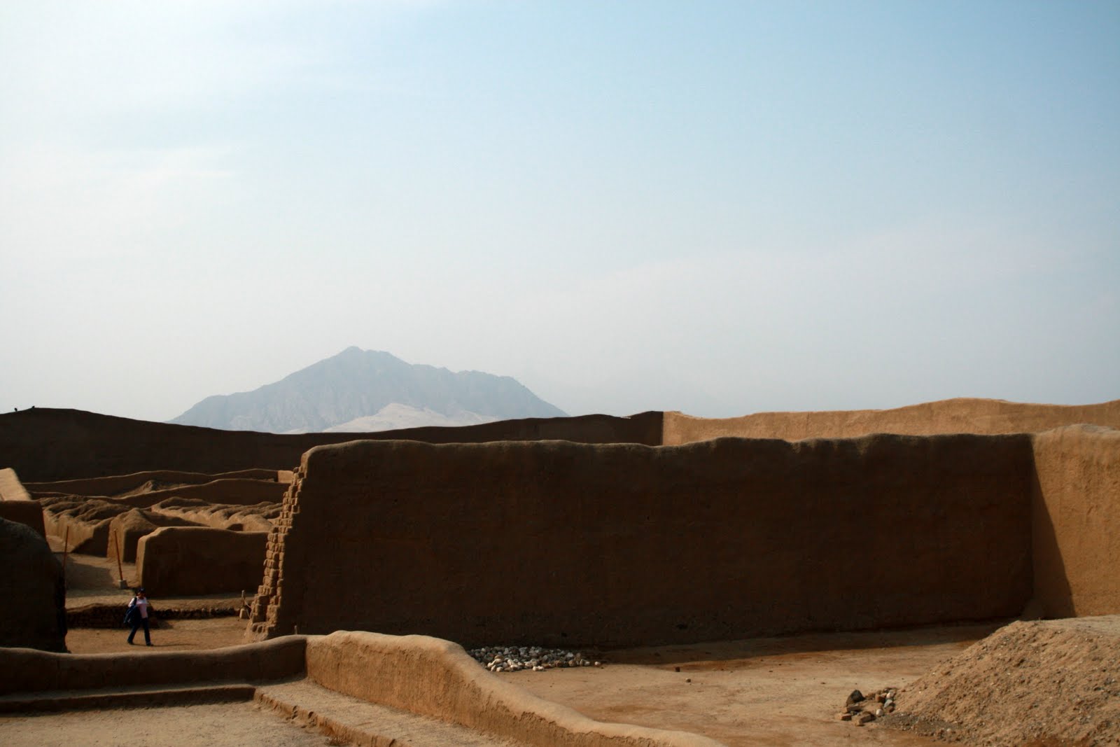 Rumbo Latinoamerica: Ruinas del Chan Chan-Huanchaco (Perú)
