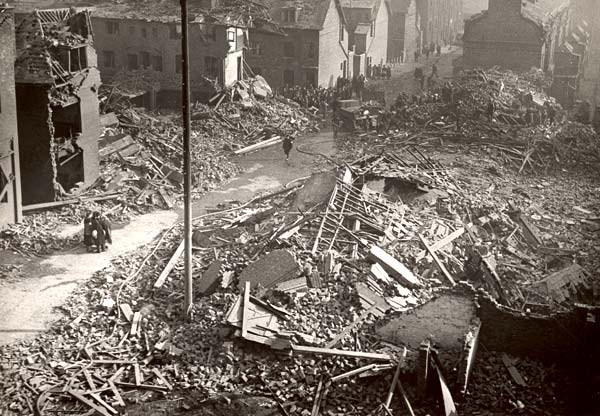 Diario de guerra: La Luftwaffe bate su propia marca y arroja más de mil ...