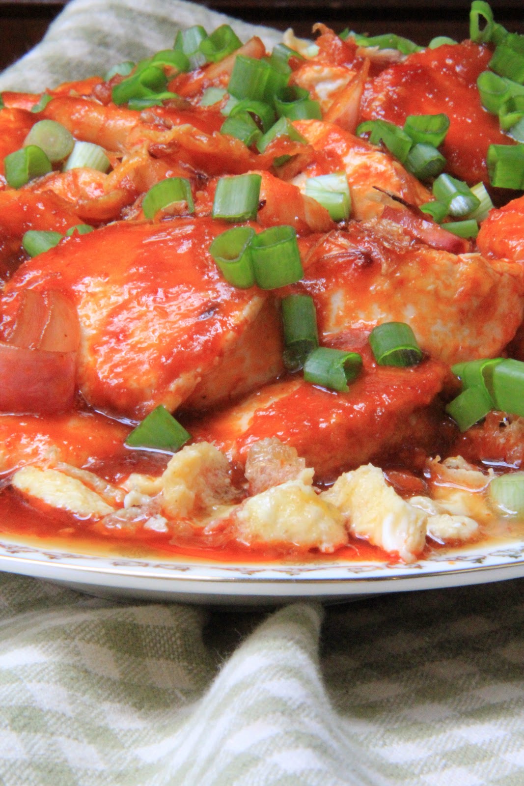 TAUHU TELUR HOT PLATE - masam manis