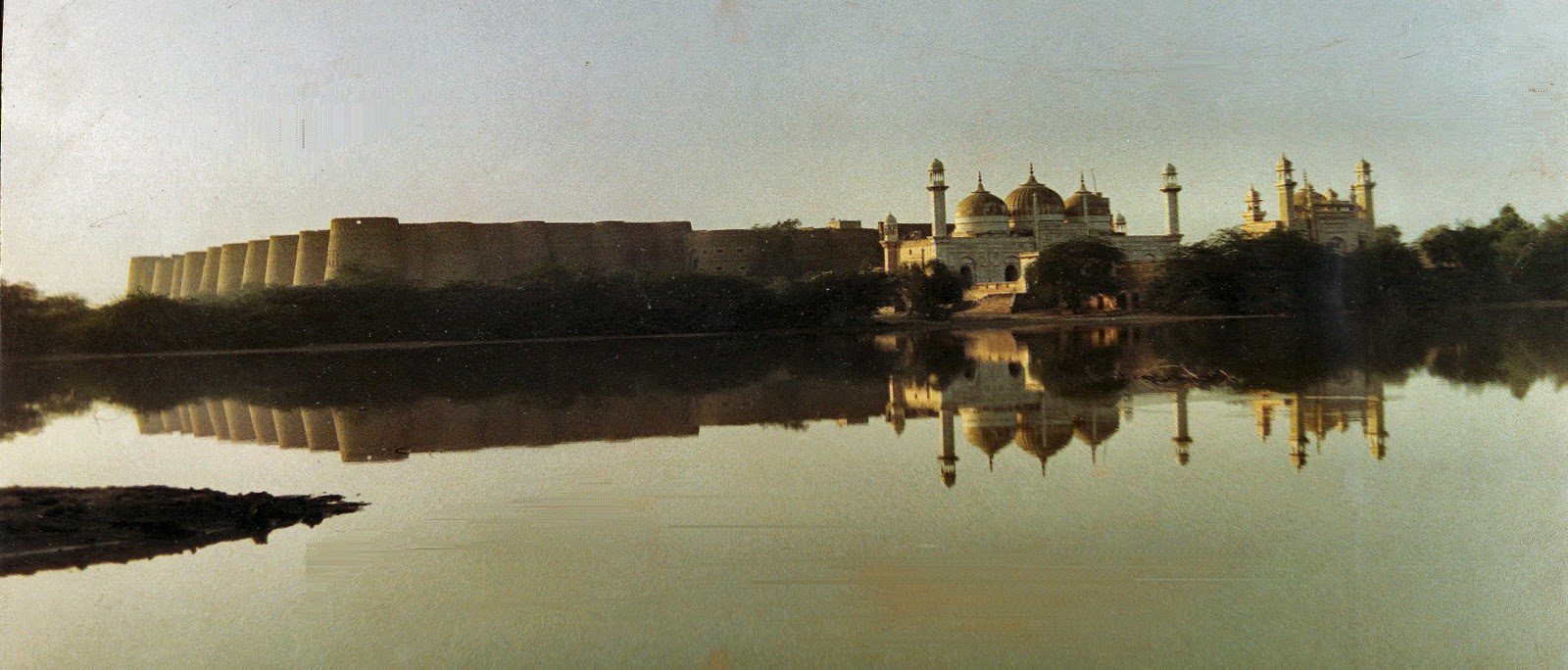 Unique & amp ; Bueautiful Pictures: Ahmadpur East, Capital Of State ...