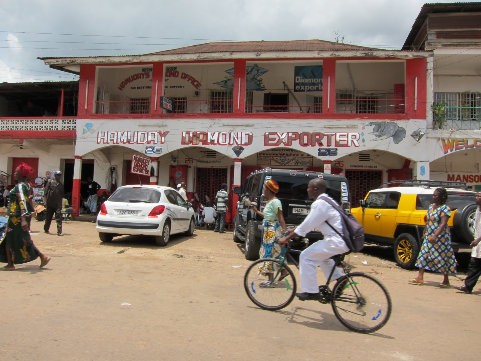 Rachel and Peter: The Chimps and a trip to Kenema