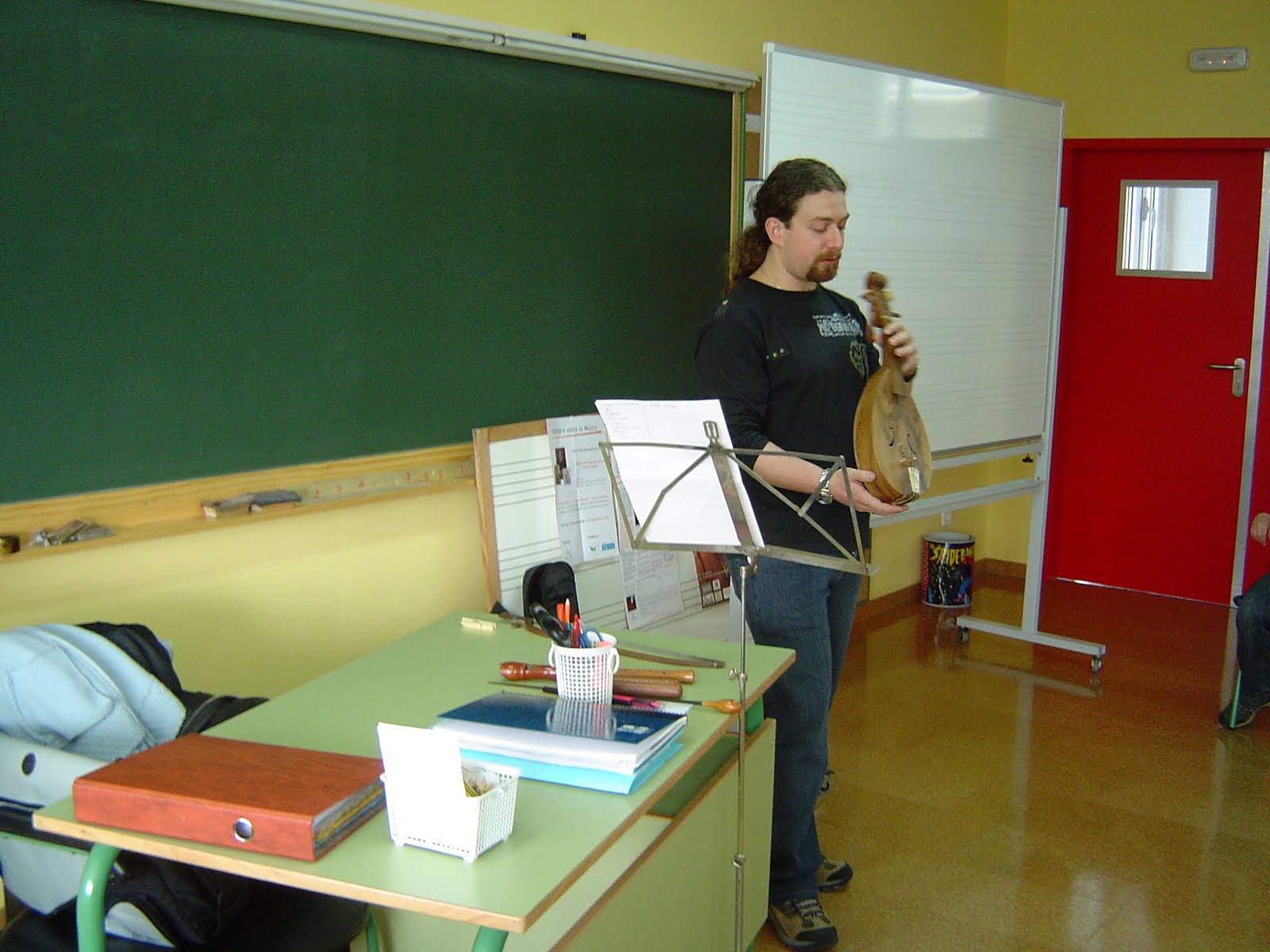 M U N D I S O N: DULZAINA Y RABEL