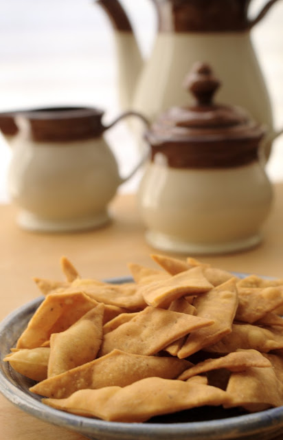 Indian Food Rocks: Shankarpali, the savory kind