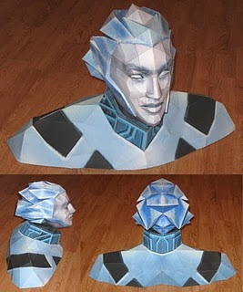 Tron 2.0: Lightcyclist Bust Papercraft | Papercraft Paradise ...