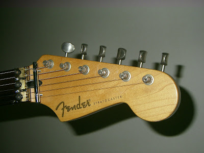 Eclipse Music: Fender Stratocaster Floyd Rose Classic (made in USA)