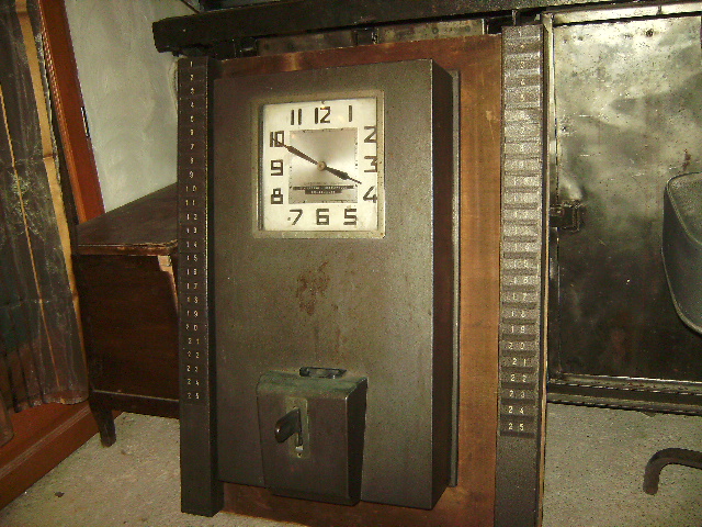 pointeuse usine industriel loft atelier ancien Enregistreuse Lambert