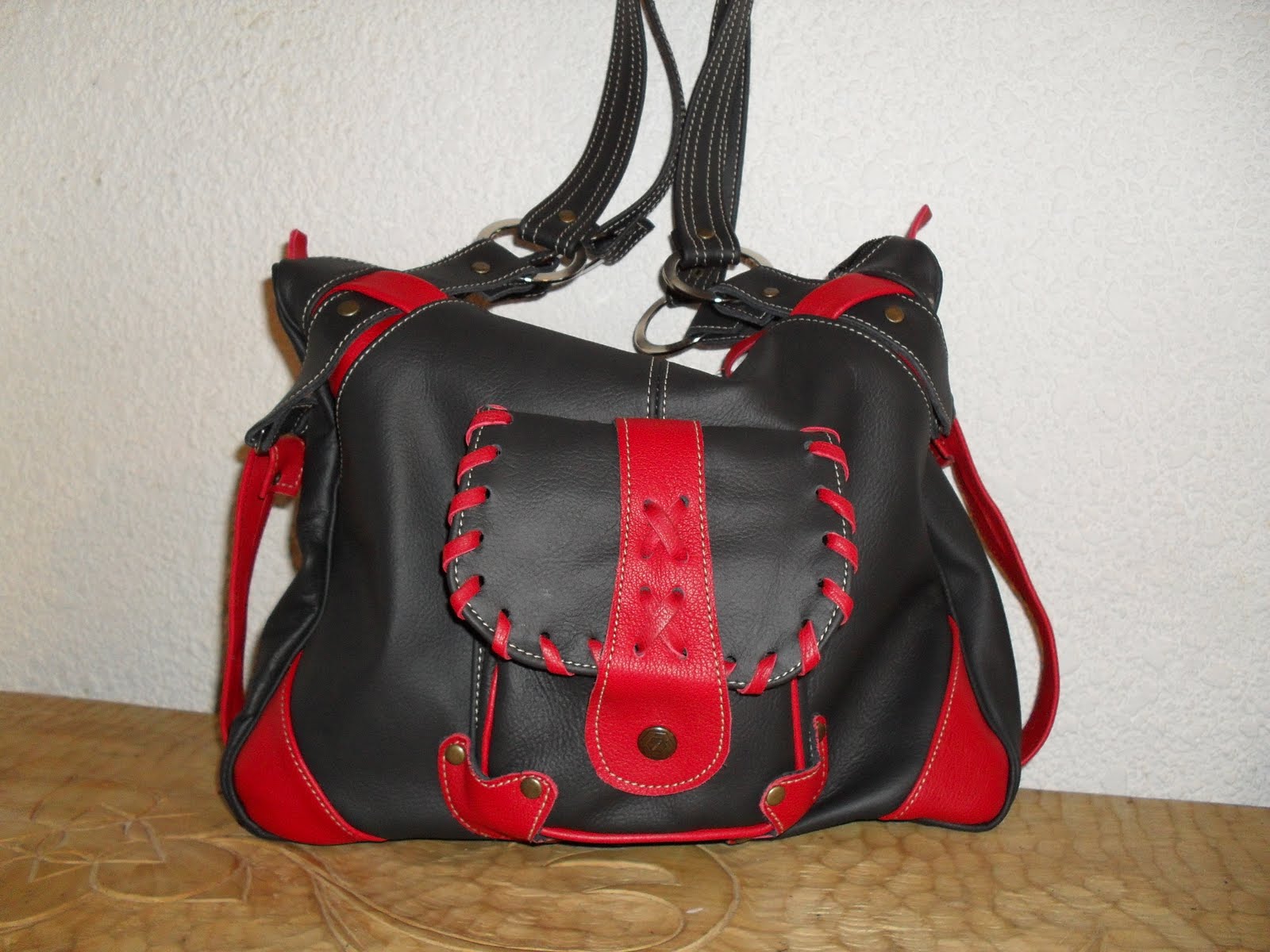 Poșete Dy'ANA: Posete din piele naturala