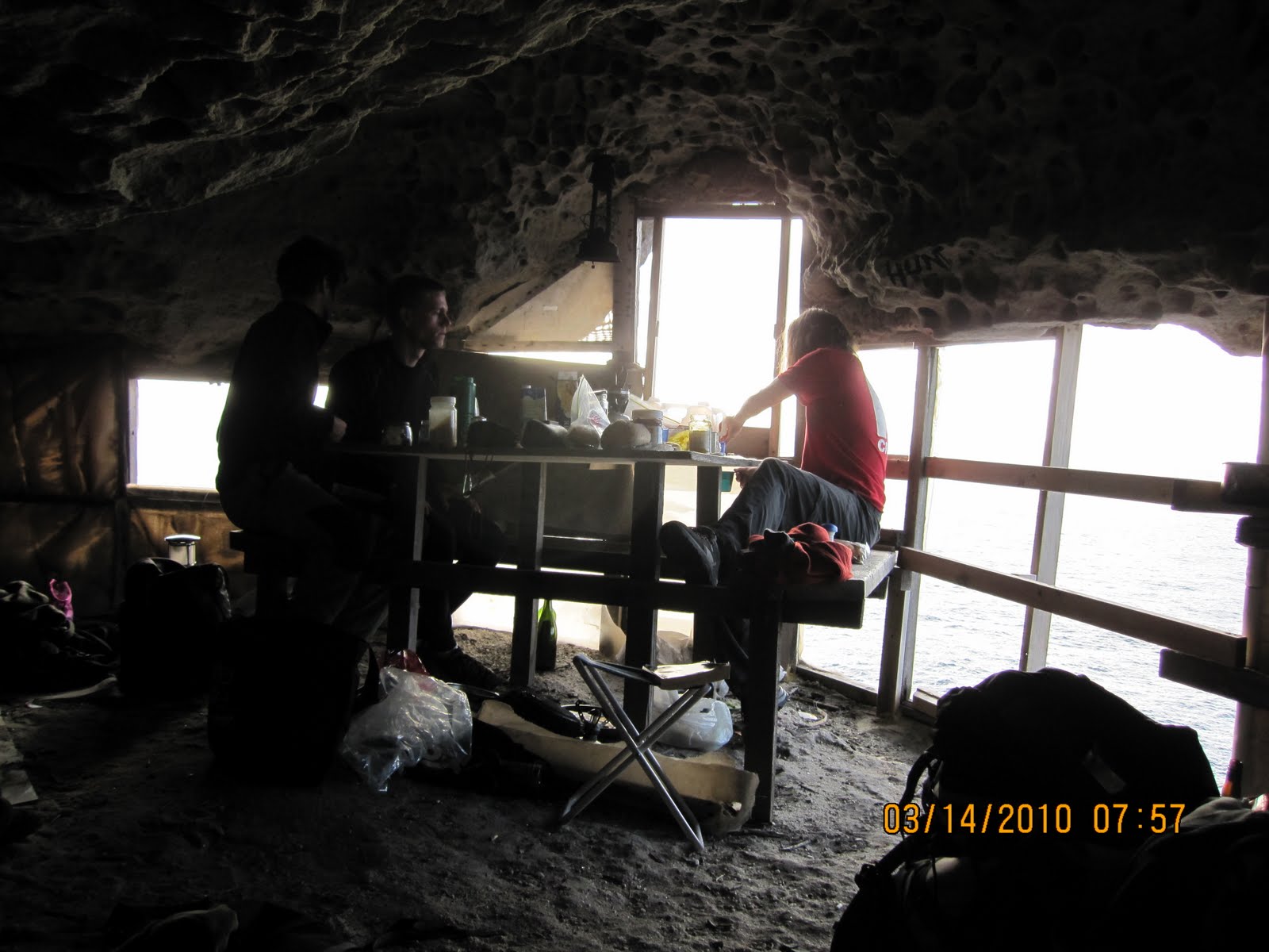 Katka, Kate, Katerina: Point Perpendicular, cave sleeping and climbing ...