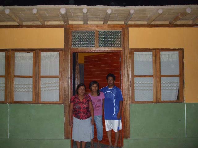 VIVIENDAS CON QUINCHA MEJORADA EN ICA: BENEFICIARIOS CON SUS VIVIENDAS ...