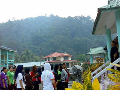 akhie_syahameer: JOm Cemerlang SPM-SMK SEBUYAU