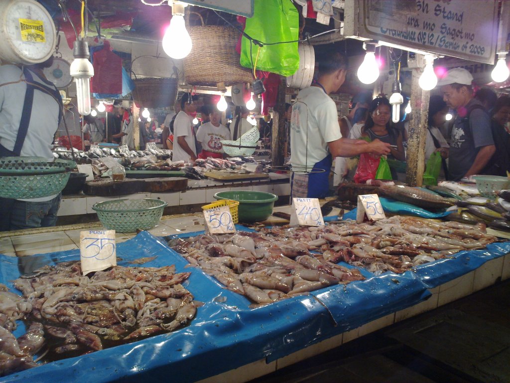 everything's herbed.....: GenSan Market