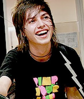 Coloridos Restart: Biografia de Pe Lanza