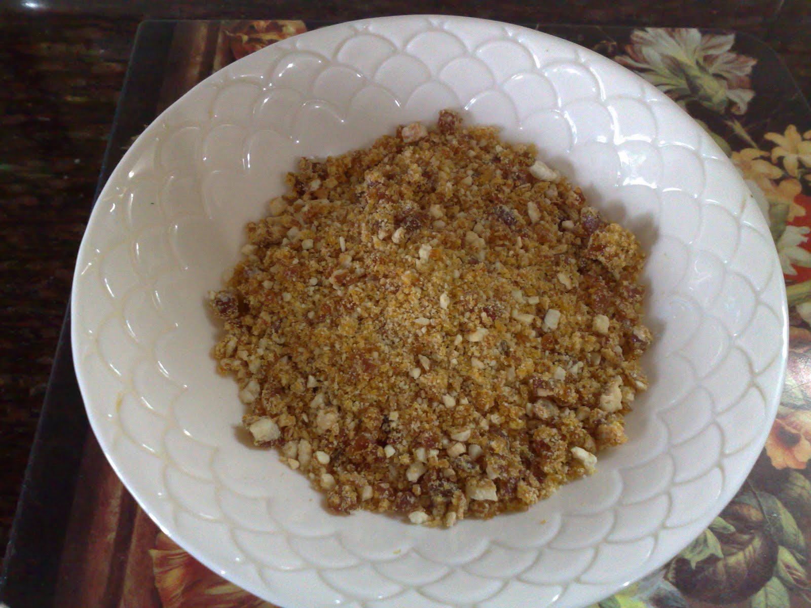 From Mini's Kitchenette: NUTTY MOSS DESSERT