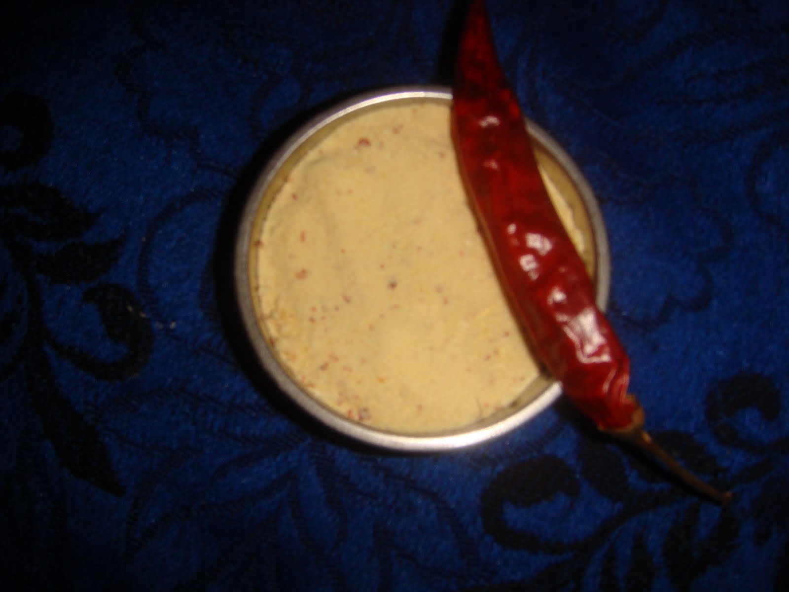 Priya's Kitchen: POTTU KADALAI PODI (FRIED GRAM RICE POWDER)