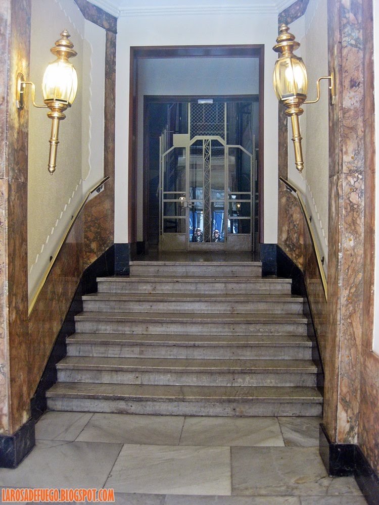 BARCELONA, LA ROSA DE FUEGO: Viviendas Pidelaserra, Art-Decó en la ...