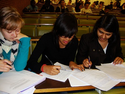 VISIT TO THE UNIVERSITY OF SUSSEX: OPEN BOOK TEST ON DATA HANDLING