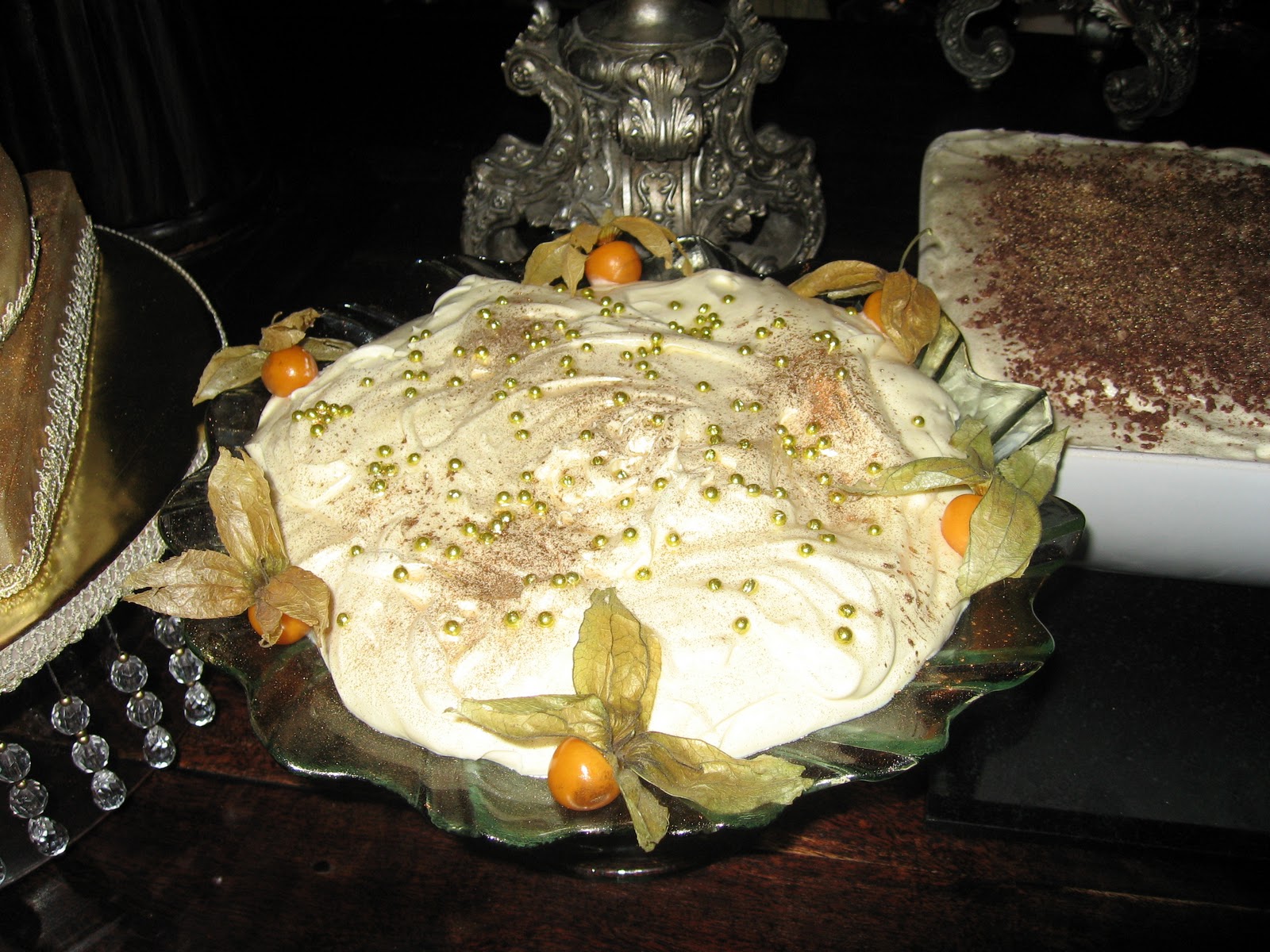 sugarbuttons: Medieval Birthday cake
