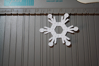 Winter Woodland Snowflakes in 3D! | Bits of Paper