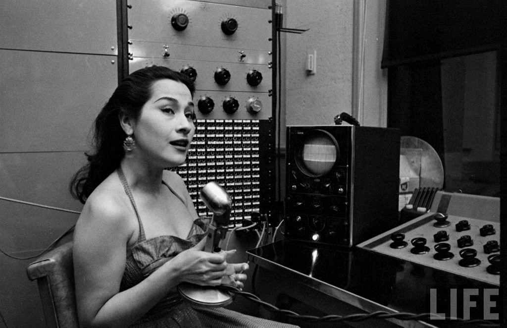 Una Lima Que Se Fue ...: YMA SUMAC - Setiembre de 1922 - Noviembre de 2008
