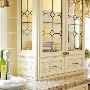 Walls too Windows, Interior Design: Use of glass in kitchen cabinets