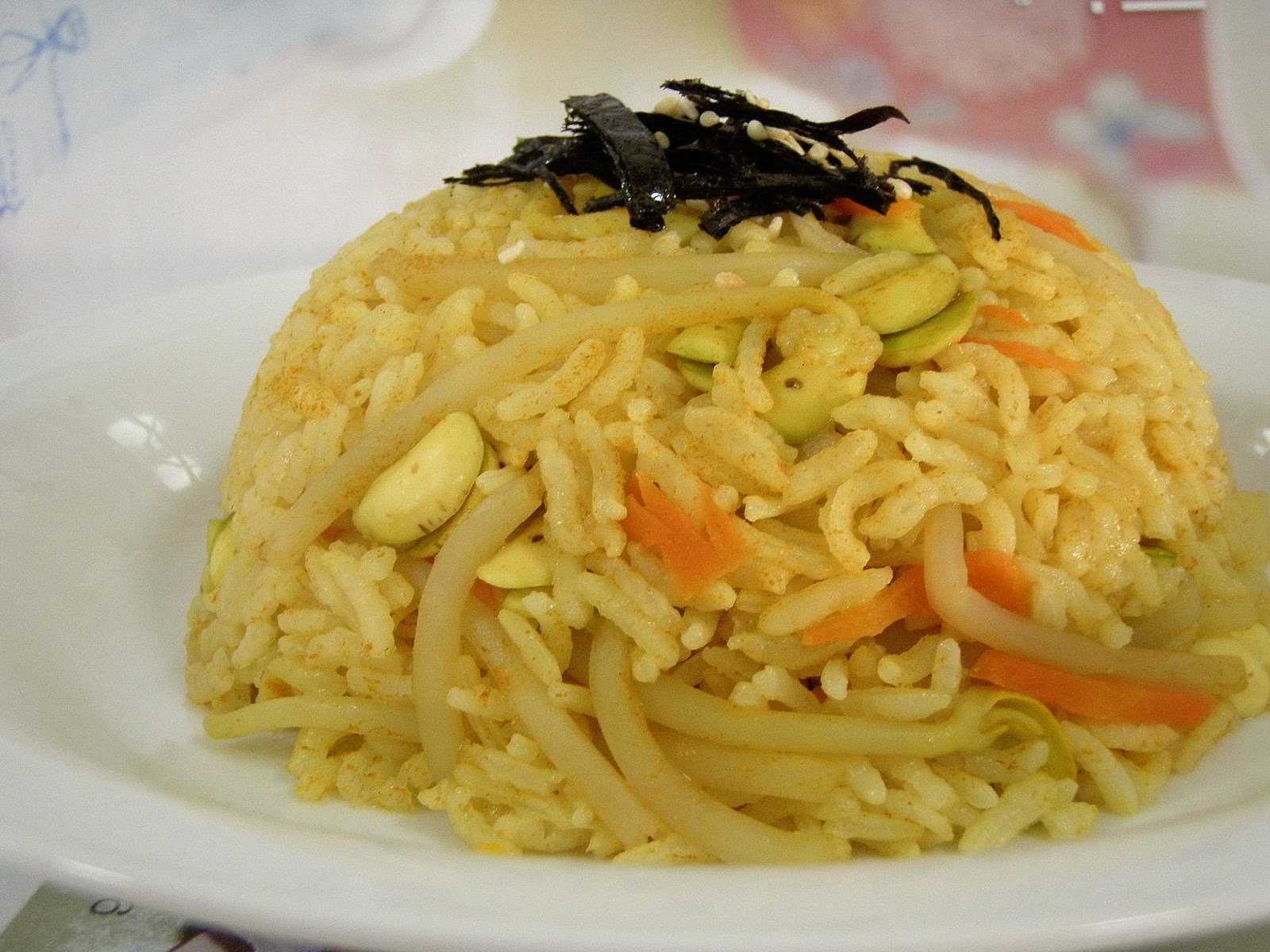 The Modern VEGETARIAN - Recipes: Soy Bean Sprout Rice