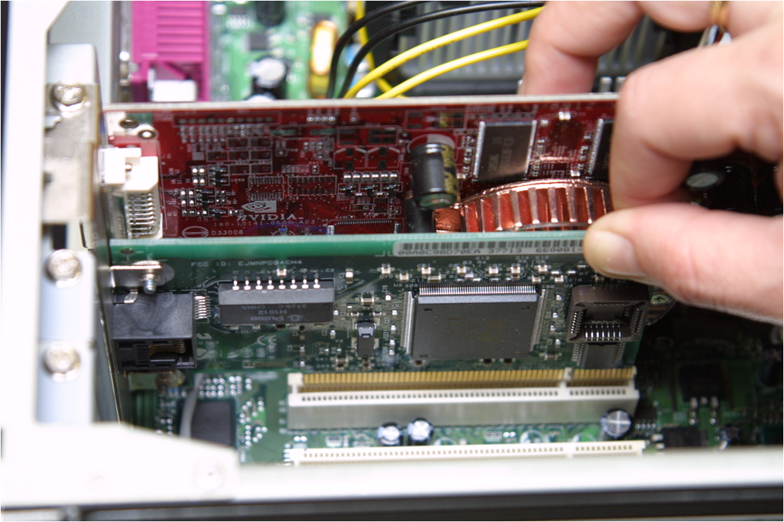 FUNDAMENTOS ELECTRICOS Y ELECTROMAGNETICOS: TARGETA CONTROLADORA DE VIDEO