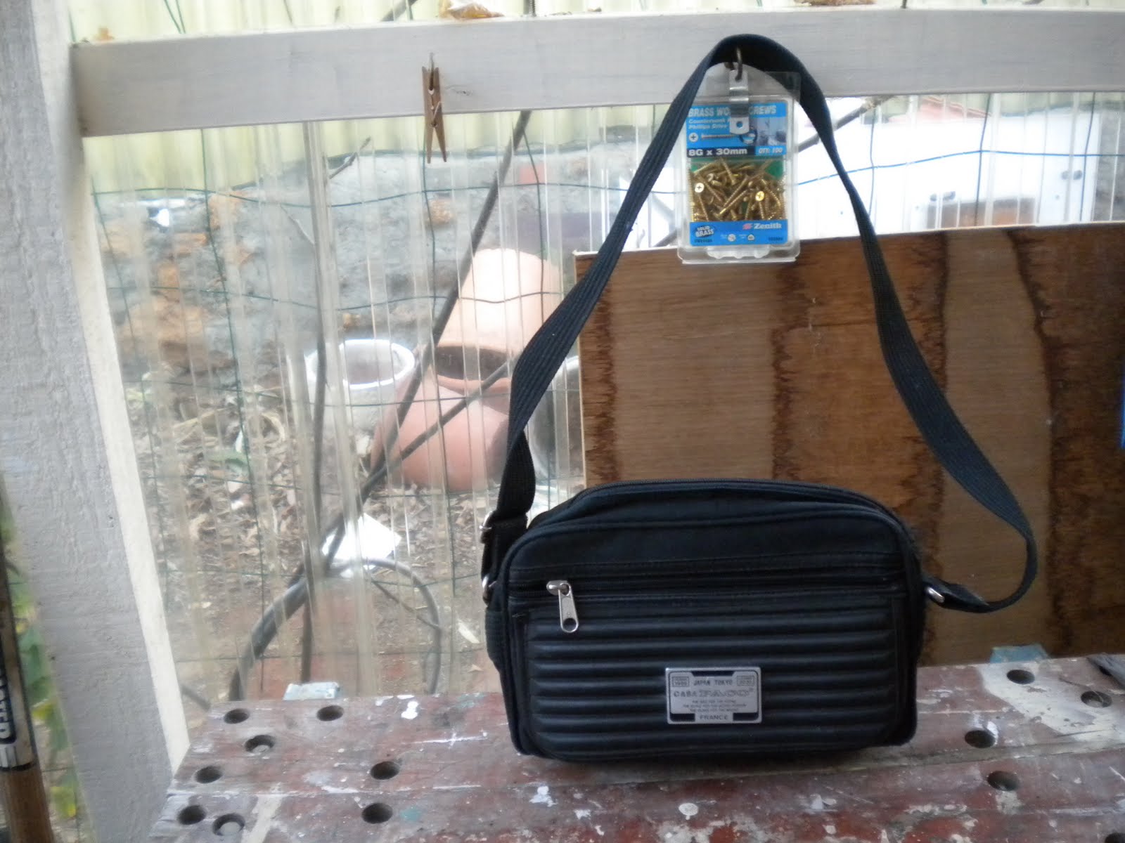 Groteskology: August 2010