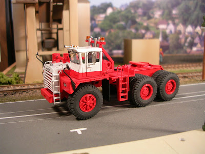 Ralph Ratcliffe Models: 1/87 scale Mack M-75SXT