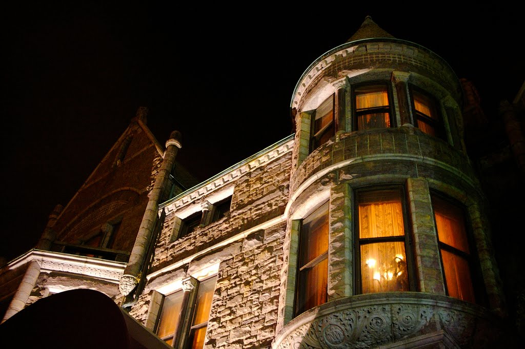 Craft1945: David Whitney House