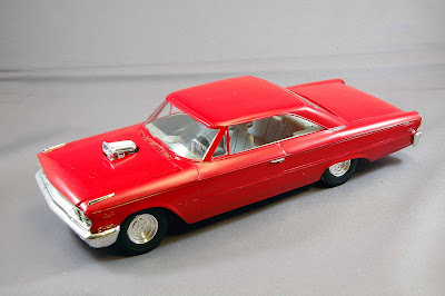 LS Plastic Model American Cars 2: AMT 1963 Ford Galaxie 500 - 1/25 Scale