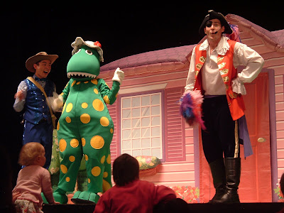 Pearls and Candy: dorothy the dinosaur