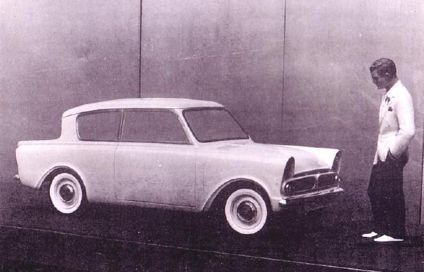 BACKWARD-SLANTED REAR WINDOW: Ford Anglia
