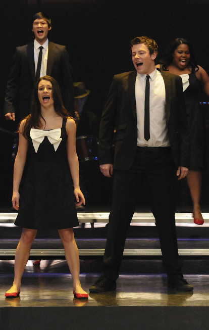 Glee Season 1 Epiosde 14: Hell-O - Tom + Lorenzo