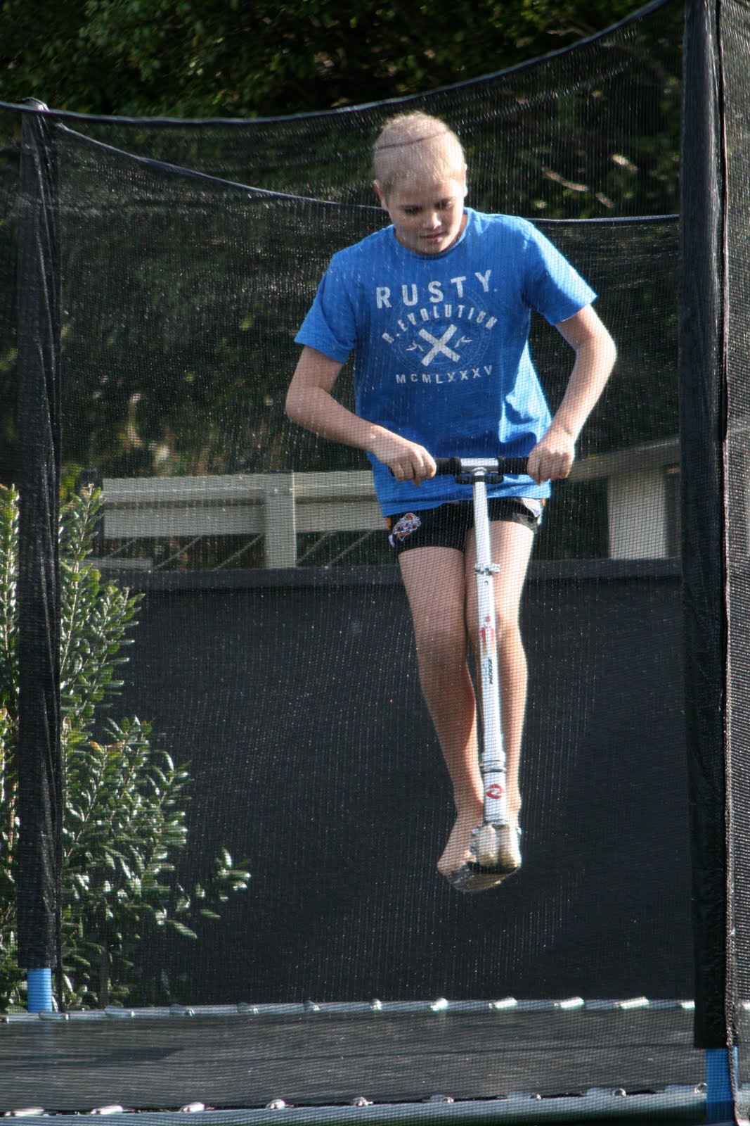 HAZZA GAZZA: Scooter tricks on the tramp