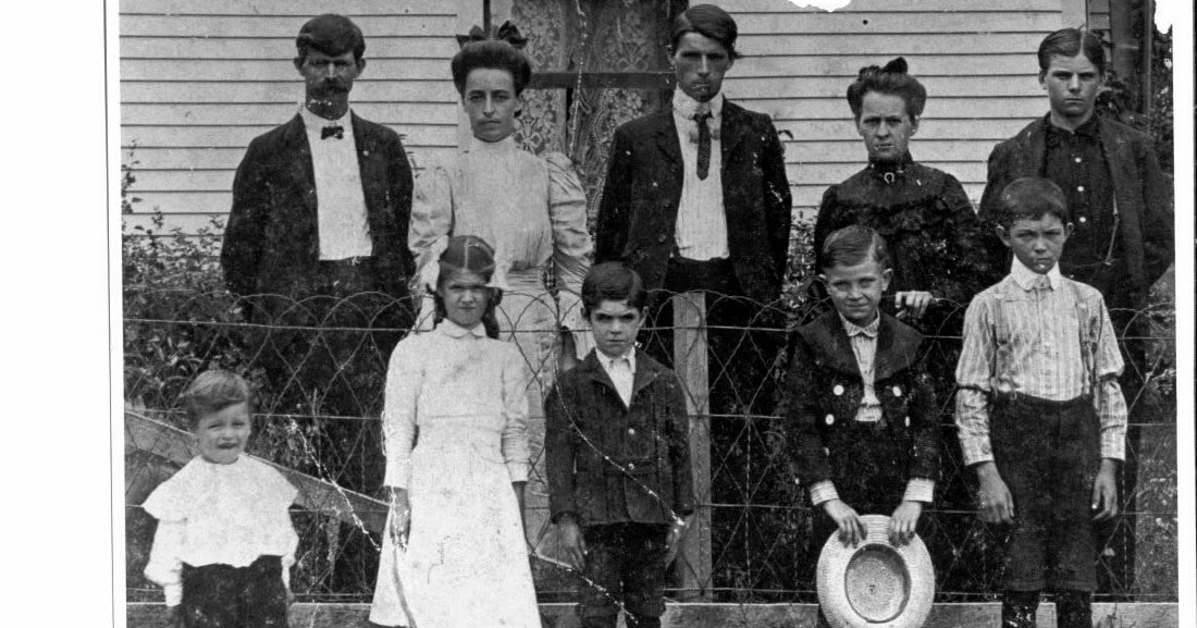 Hanging from the Family Tree: Geneabloggers Wordless Wednesday ...