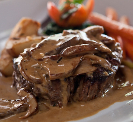 Scrumpdillyicious: Heavenly Steak Diane